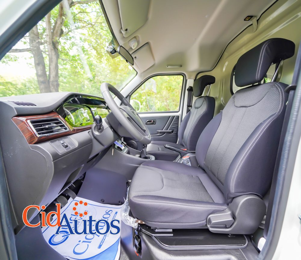KYC V7 Furgoneta 2024 | Cid Autos