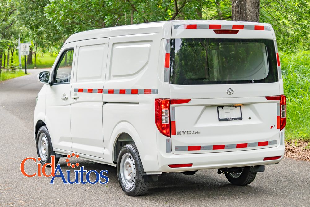KYC V3 Furgoneta 2024 | Cid Autos